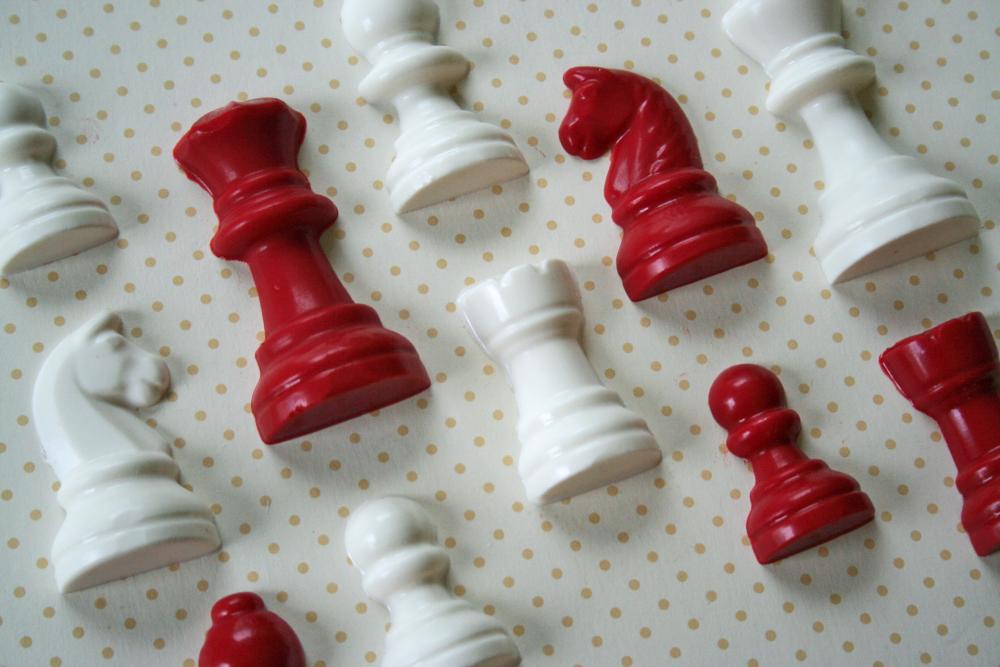 Chocolate Chess Pieces on Luulla